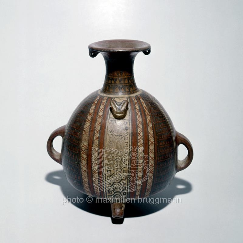 Aríbalo, urpu in Quechua - Inca costeño - around 1370 - height 19 cm ...